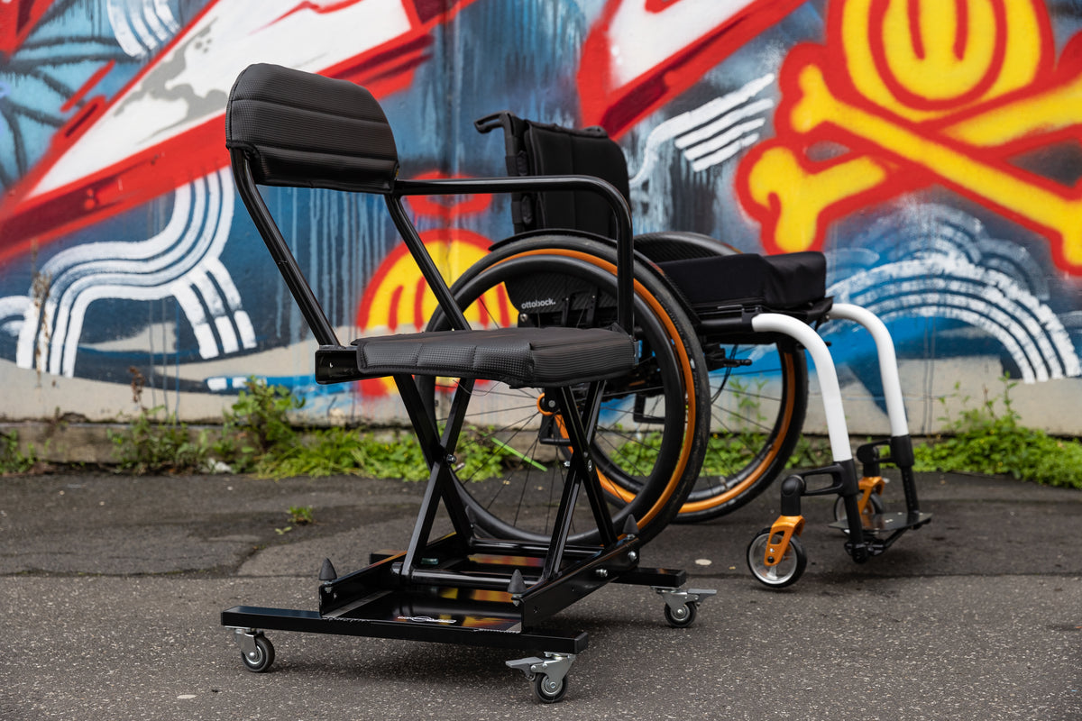 MADDILINE LIFTING STOOL WITH WHEELS – Push Mobility